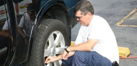 Over inflated tires Symptoms, Cause - Is it safe to drive?